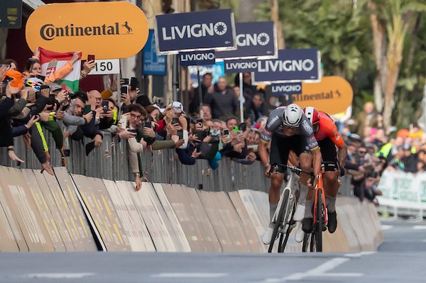 Deelnemers en rugnummers Milaan-San Remo 2026 - CyclingOnline.nl